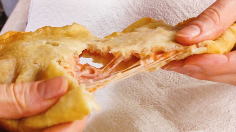 Calzone fritto ripieno Ricetta | AppuntiCreativi